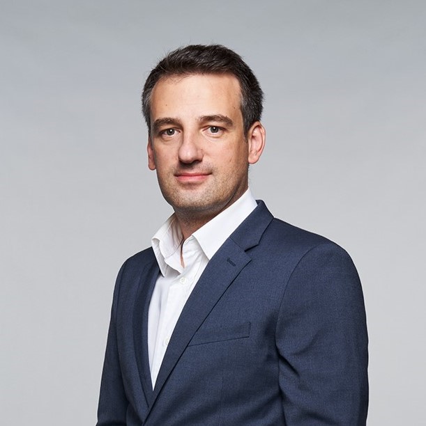 (AMER) Under the Hood of the Latest Vector Signal Transceiver (VST3 ...